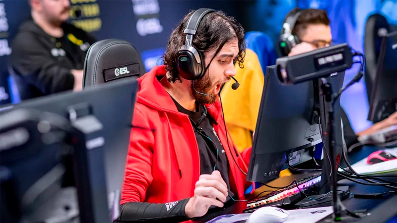 TOP 10: Melhores jogadores de CS2 em 2025